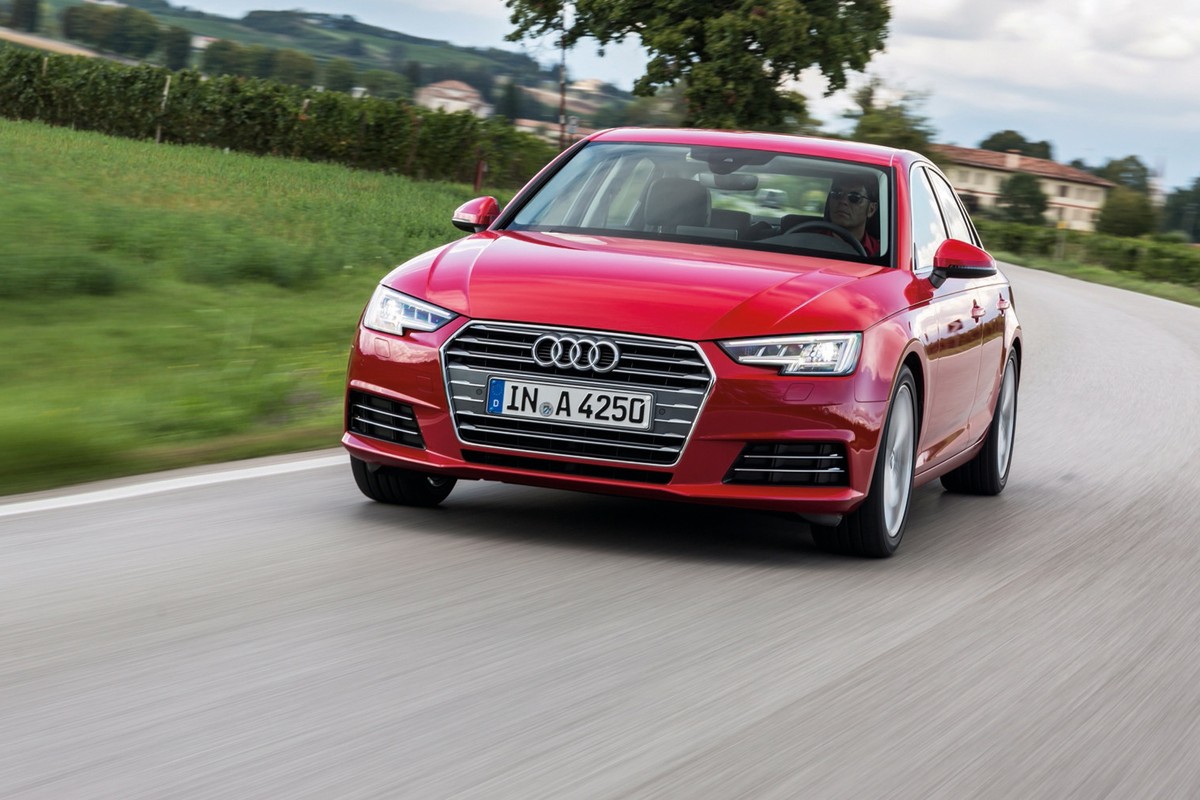 Volkswagen Passat B8 czy Audi A4 B9? Czy warto dopłacać do używanego premium? - motobuzz.pl ...